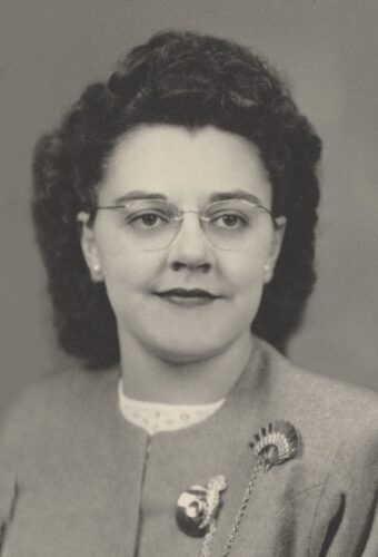 Arlyss Ione Elston | News, Sports, Jobs - Minot Daily News